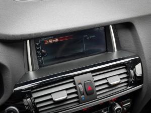 Black BMW X3 2016 in Riga, with an engine capacity of 2.00 L and mileage of 195 thousand km for 16700 €, photo 31 on AUTOMOTO.COM.LV