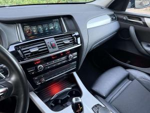 Melns BMW X3 2016 Prienai, ar dzinēja tilpumu 2.00 L un nobraukumu 296 tūkst. km par 12750 €, foto 30 vietnē AUTOMOTO.COM.LV