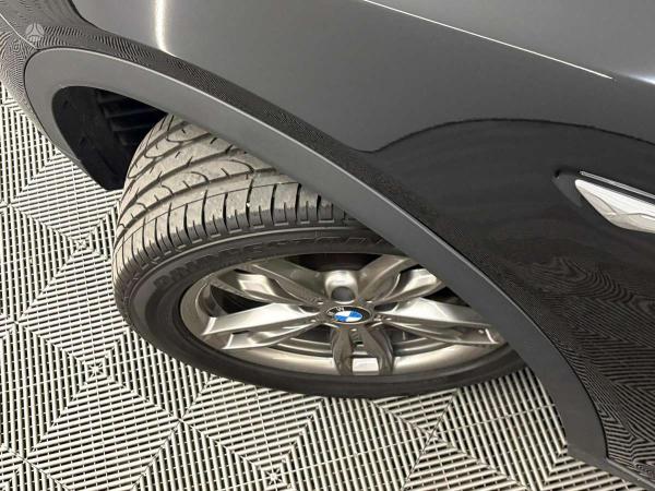Melns BMW X3 2016 Marijampole, ar dzinēja tilpumu 2.00 L un nobraukumu 187 tūkst. km par 15999 €, foto 9 vietnē AUTOMOTO.COM.LV