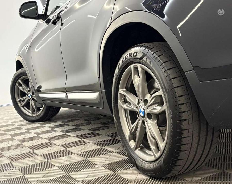 Black BMW X3 2016 in Marijampole, with an engine capacity of 2.00 L and mileage of 187 thousand km for 15999 €, photo 9 on AUTOMOTO.COM.LV