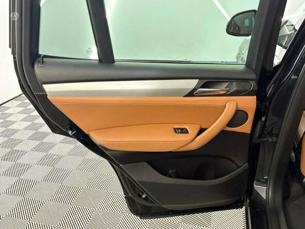 Black BMW X3 2016 in Marijampole, with an engine capacity of 2.00 L and mileage of 187 thousand km for 15999 €, photo 10 on AUTOMOTO.COM.LV