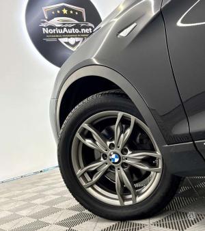Black BMW X3 2016 in Marijampole, with an engine capacity of 2.00 L and mileage of 187 thousand km for 15999 €, photo 12 on AUTOMOTO.COM.LV