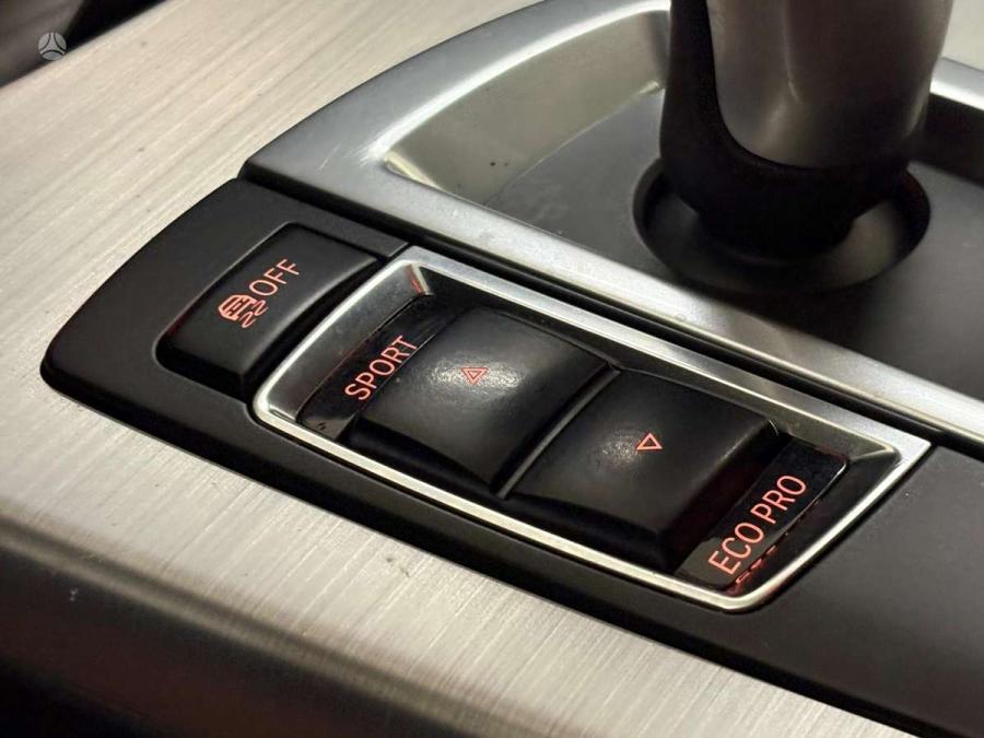 Black BMW X3 2016 in Marijampole, with an engine capacity of 2.00 L and mileage of 187 thousand km for 15999 €, photo 27 on AUTOMOTO.COM.LV