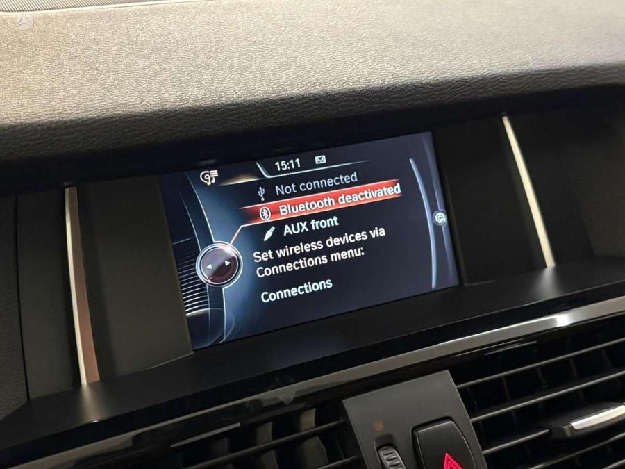 Black BMW X3 2016 in Marijampole, with an engine capacity of 2.00 L and mileage of 187 thousand km for 15999 €, photo 30 on AUTOMOTO.COM.LV