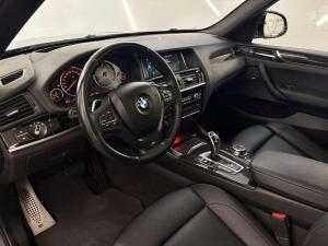 Black BMW X3 2016 in Marijampole, with an engine capacity of 2.99 L and mileage of 265 thousand km for 16999 €, photo 3 on AUTOMOTO.COM.LV