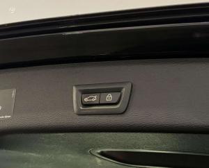 Black BMW X3 2016 in Marijampole, with an engine capacity of 2.99 L and mileage of 265 thousand km for 16999 €, photo 17 on AUTOMOTO.COM.LV