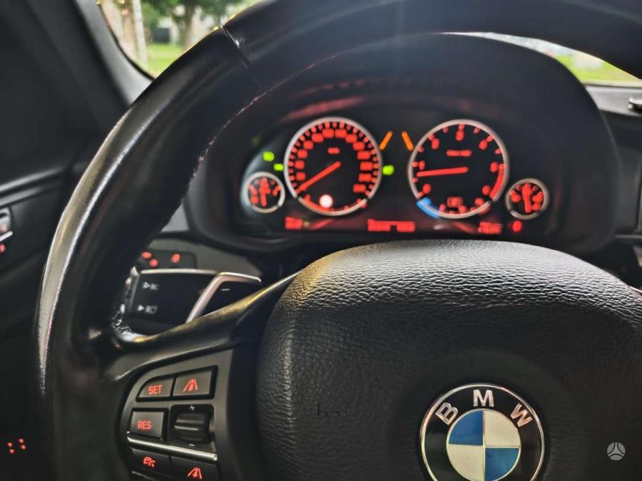 Melns BMW X3 2016 Klaipėda, ar dzinēja tilpumu 2.99 L un nobraukumu 252 tūkst. km par 16000 €, foto 5 vietnē AUTOMOTO.COM.LV