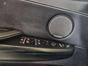 Melns BMW X3 2016 Klaipėda, ar dzinēja tilpumu 2.99 L un nobraukumu 252 tūkst. km par 16000 €, foto 6 vietnē AUTOMOTO.COM.LV