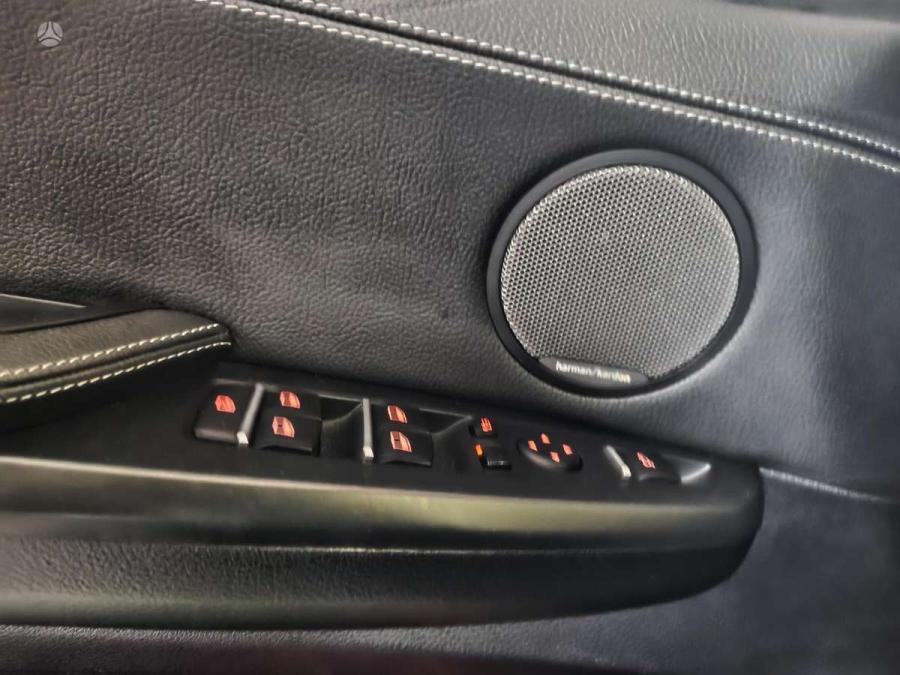 Melns BMW X3 2016 Klaipėda, ar dzinēja tilpumu 2.99 L un nobraukumu 252 tūkst. km par 16000 €, foto 6 vietnē AUTOMOTO.COM.LV