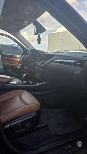 Black BMW X3 2016 in Klaipeda, with an engine capacity of 0.00 L and mileage of 218 thousand km for 6800 €, photo 14 on AUTOMOTO.COM.LV