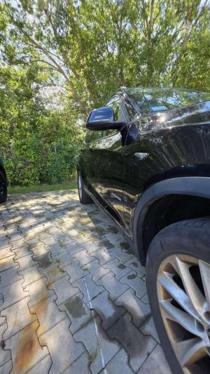 Black BMW X3 2016 in Klaipeda, with an engine capacity of 0.00 L and mileage of 218 thousand km for 6800 €, photo 18 on AUTOMOTO.COM.LV