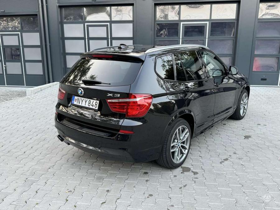 Black BMW X3 2016 in Siauliai, with an engine capacity of 3.00 L and mileage of 173 thousand km for 16450 €, photo 7 on AUTOMOTO.COM.LV