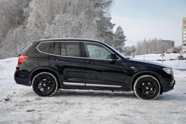 Black BMW X3 2017 in Elektrenai, with an engine capacity of 2.00 L and mileage of 194 thousand km for 14800 €, photo 4 on AUTOMOTO.COM.LV