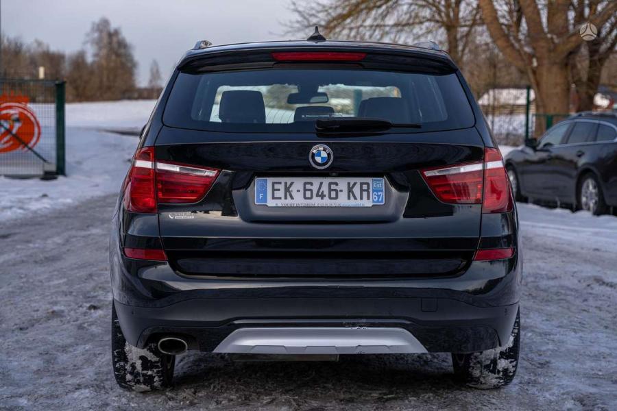 Black BMW X3 2017 in Vilnius, with an engine capacity of 2.00 L and mileage of 270 thousand km for 14500 €, photo 3 on AUTOMOTO.COM.LV