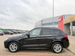 Black BMW X3 2017 in Vilnius, with an engine capacity of 2.00 L and mileage of 241 thousand km for 15000 €, photo 6 on AUTOMOTO.COM.LV