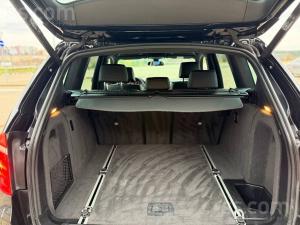 Black BMW X3 2017 in Vilnius, with an engine capacity of 2.00 L and mileage of 241 thousand km for 15000 €, photo 17 on AUTOMOTO.COM.LV