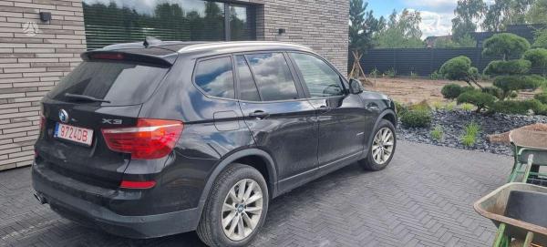 Black BMW X3 2017 in Kaunas, with an engine capacity of 2.00 L and mileage of 176 thousand km for 10500 €, photo 3 on AUTOMOTO.COM.LV