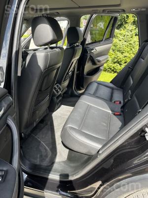 Black BMW X3 2017 in Riga, with an engine capacity of 3.00 L and mileage of 226 thousand km for 17200 €, photo 8 on AUTOMOTO.COM.LV