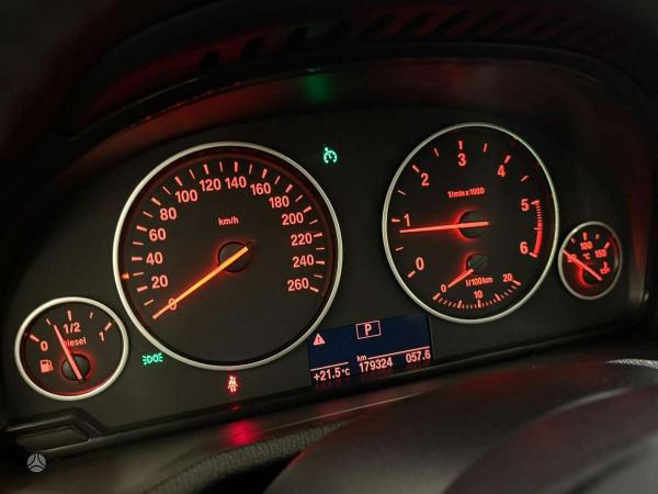 Melns BMW X3 2017 Marijampole, ar dzinēja tilpumu 2.00 L un nobraukumu 179 tūkst. km par 16850 €, foto 3 vietnē AUTOMOTO.COM.LV