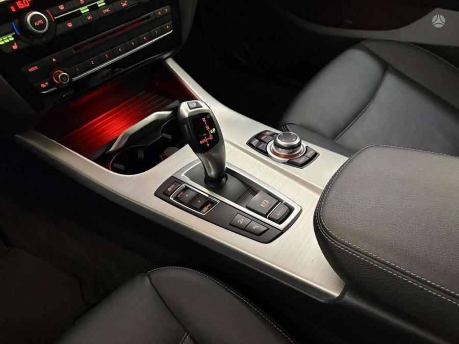 Melns BMW X3 2017 Marijampole, ar dzinēja tilpumu 2.00 L un nobraukumu 179 tūkst. km par 16850 €, foto 10 vietnē AUTOMOTO.COM.LV