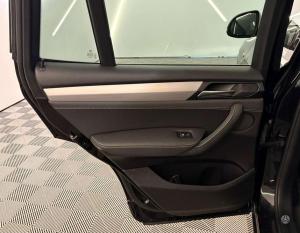 Melns BMW X3 2017 Marijampole, ar dzinēja tilpumu 2.00 L un nobraukumu 179 tūkst. km par 16850 €, foto 22 vietnē AUTOMOTO.COM.LV