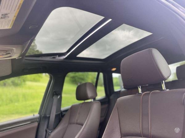 Black BMW X3 2017 in Alytus, with an engine capacity of 2.98 L and mileage of 113 thousand km for 17400 €, photo 10 on AUTOMOTO.COM.LV