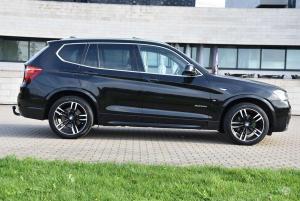 Black BMW X3 2017 in Vilnius, with an engine capacity of 2.00 L and mileage of 269 thousand km for 16500 €, photo 9 on AUTOMOTO.COM.LV