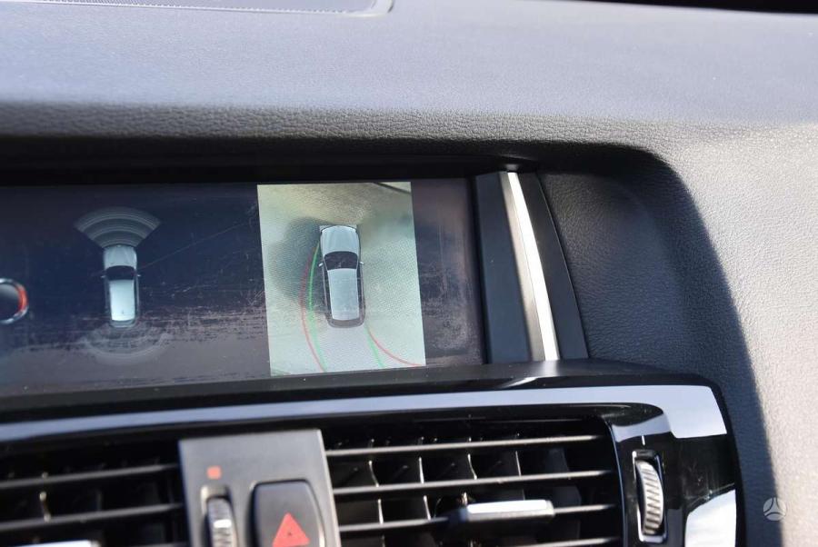 Black BMW X3 2017 in Vilnius, with an engine capacity of 2.00 L and mileage of 269 thousand km for 16500 €, photo 13 on AUTOMOTO.COM.LV