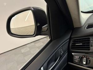 Black BMW X3 2017 in Marijampole, with an engine capacity of 2.00 L and mileage of 272 thousand km for 16450 €, photo 7 on AUTOMOTO.COM.LV
