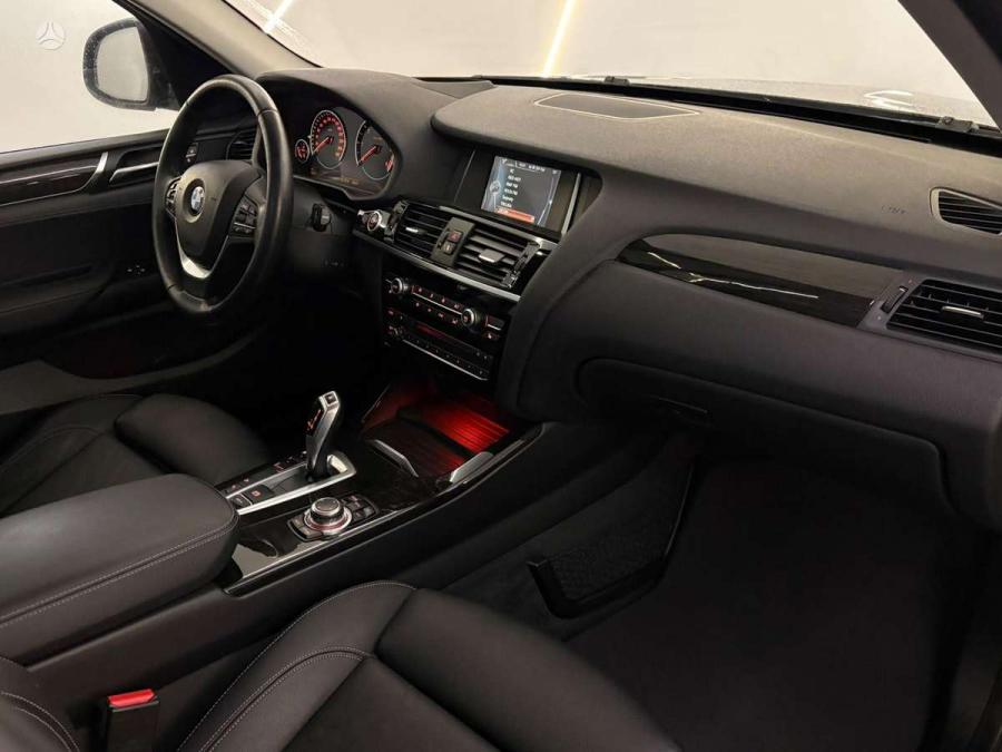 Black BMW X3 2017 in Marijampole, with an engine capacity of 2.00 L and mileage of 272 thousand km for 16450 €, photo 20 on AUTOMOTO.COM.LV