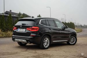 Black BMW X3 2018 in Elektrenai, with an engine capacity of 2.00 L and mileage of 128 thousand km for 26800 €, photo 7 on AUTOMOTO.COM.LV