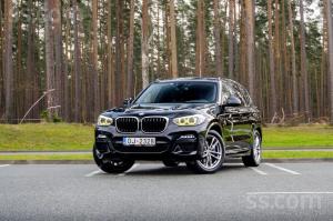 Melns BMW X3 2018 Rīga, ar dzinēja tilpumu 3.00 L un nobraukumu 273 tūkst. km par 24990 €, foto  vietnē AUTOMOTO.COM.LV