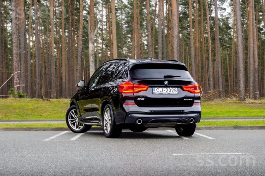 Melns BMW X3 2018 Rīga, ar dzinēja tilpumu 3.00 L un nobraukumu 273 tūkst. km par 24990 €, foto 7 vietnē AUTOMOTO.COM.LV