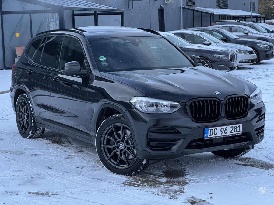 Black BMW X3 2018 in Jonava, with an engine capacity of 2.00 L and mileage of 287 thousand km for 21500 €, photo 11 on AUTOMOTO.COM.LV