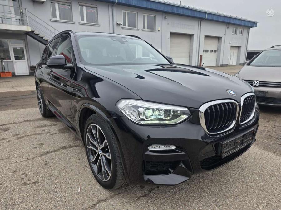 Melns BMW X3 2018 Marijampole, ar dzinēja tilpumu 2.00 L un nobraukumu 284 tūkst. km par 20999 €, foto 4 vietnē AUTOMOTO.COM.LV