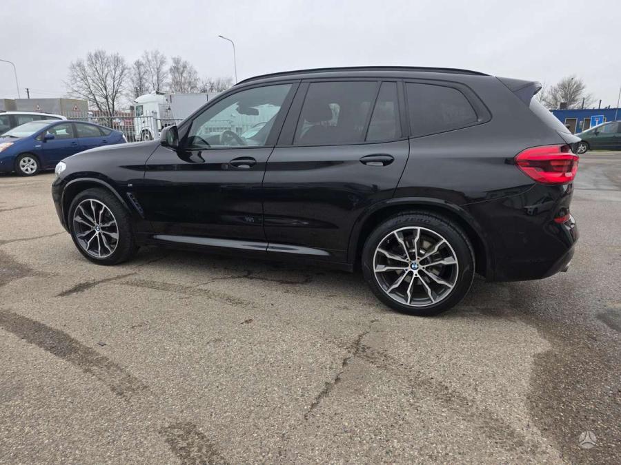 Melns BMW X3 2018 Marijampole, ar dzinēja tilpumu 2.00 L un nobraukumu 284 tūkst. km par 20999 €, foto 12 vietnē AUTOMOTO.COM.LV