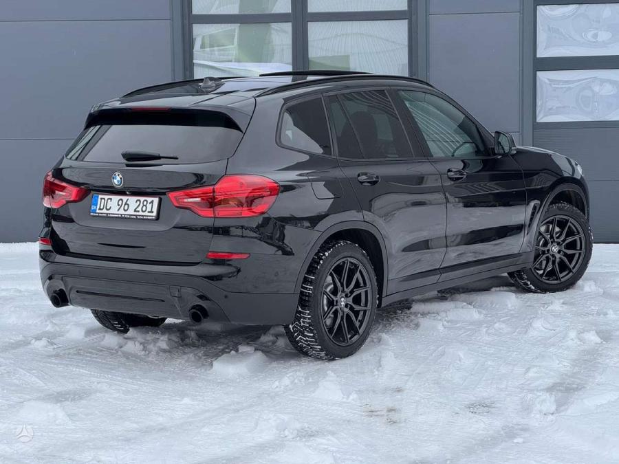 Black BMW X3 2018 in Jonava, with an engine capacity of 2.00 L and mileage of 280 thousand km for 21300 €, photo 8 on AUTOMOTO.COM.LV