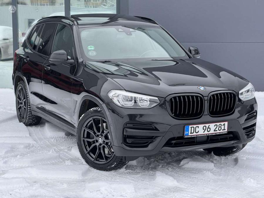 Black BMW X3 2018 in Jonava, with an engine capacity of 2.00 L and mileage of 280 thousand km for 21300 €, photo 10 on AUTOMOTO.COM.LV