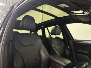 Black BMW X3 2018 in Tartu, with an engine capacity of 2.99 L and mileage of 209 thousand km for 28900 €, photo 18 on AUTOMOTO.COM.LV