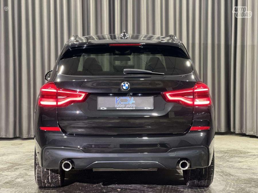 Black BMW X3 2018 in Marijampole, with an engine capacity of 3.00 L and mileage of 227 thousand km for 27250 €, photo 10 on AUTOMOTO.COM.LV