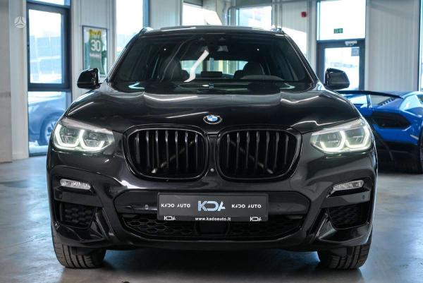 Black BMW X3 2018 in Kaunas, with an engine capacity of 2.99 L and mileage of 227 thousand km for 26950 €, photo 4 on AUTOMOTO.COM.LV