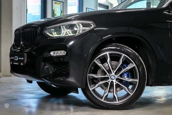 Black BMW X3 2018 in Kaunas, with an engine capacity of 2.99 L and mileage of 227 thousand km for 26950 €, photo 6 on AUTOMOTO.COM.LV