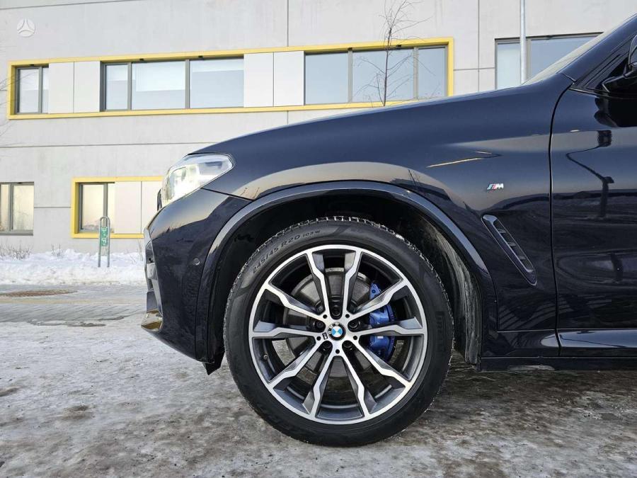 Black BMW X3 2018 in Klaipeda, with an engine capacity of 2.99 L and mileage of 160 thousand km for 28500 €, photo 5 on AUTOMOTO.COM.LV