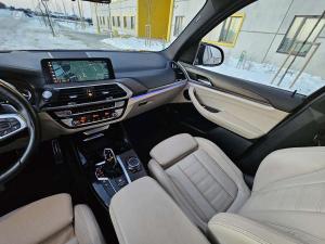 Black BMW X3 2018 in Klaipeda, with an engine capacity of 2.99 L and mileage of 160 thousand km for 28500 €, photo 18 on AUTOMOTO.COM.LV