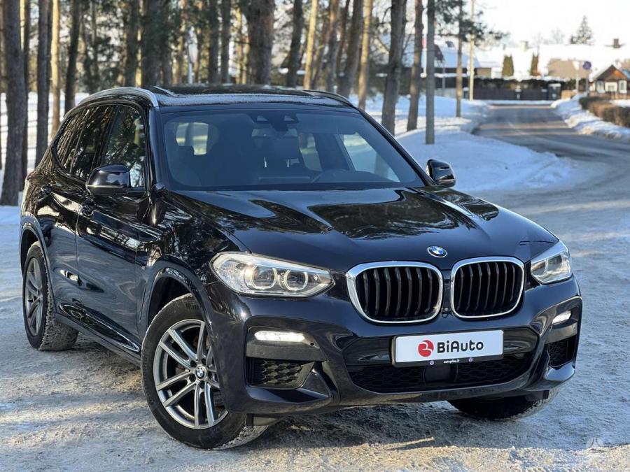 Black BMW X3 2018 in Utena, with an engine capacity of 2.00 L and mileage of 201 thousand km for 23500 €, photo 5 on AUTOMOTO.COM.LV