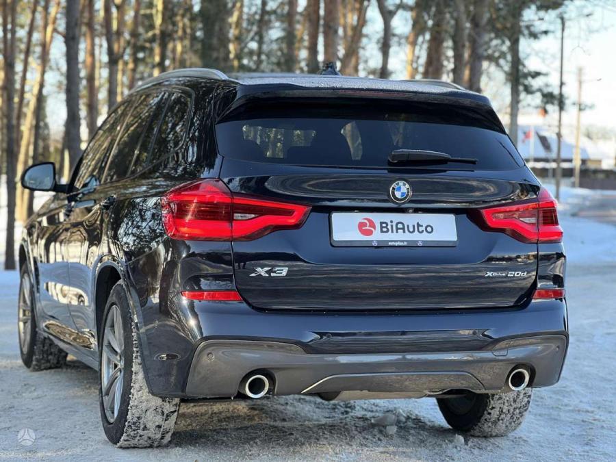 Black BMW X3 2018 in Utena, with an engine capacity of 2.00 L and mileage of 201 thousand km for 23500 €, photo 11 on AUTOMOTO.COM.LV