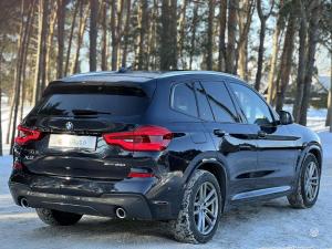 Black BMW X3 2018 in Utena, with an engine capacity of 2.00 L and mileage of 201 thousand km for 23500 €, photo 13 on AUTOMOTO.COM.LV