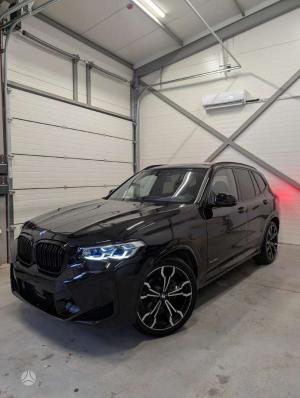 Black BMW X3 2018 in Kaunas, with an engine capacity of 2.00 L and mileage of 64 thousand km for 26900 €, photo  on AUTOMOTO.COM.LV