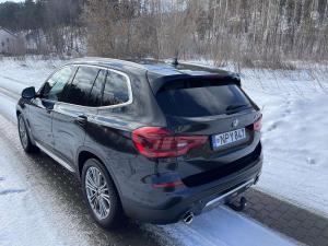 Black BMW X3 2018 in Vilnius, with an engine capacity of 2.00 L and mileage of 242 thousand km for 25900 €, photo 3 on AUTOMOTO.COM.LV