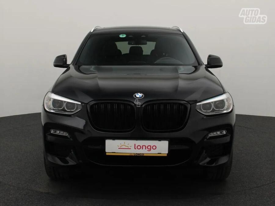 Black BMW X3 2018 in Vilnius, with an engine capacity of 2.00 L and mileage of 186 thousand km for 23999 €, photo 4 on AUTOMOTO.COM.LV